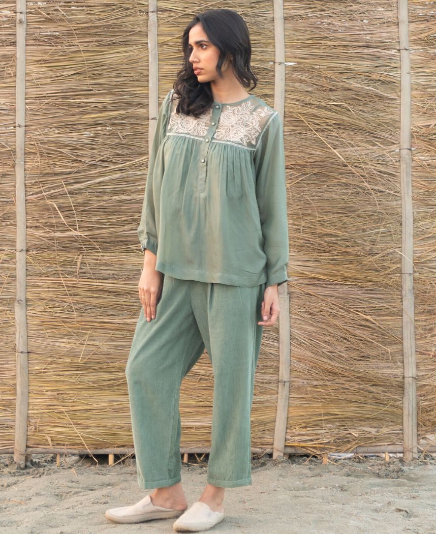 Connie Sara Set – NETE.IN