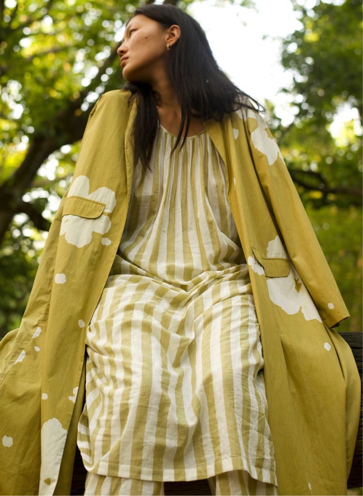 Floral Back Pleat Jacket – NETE.IN