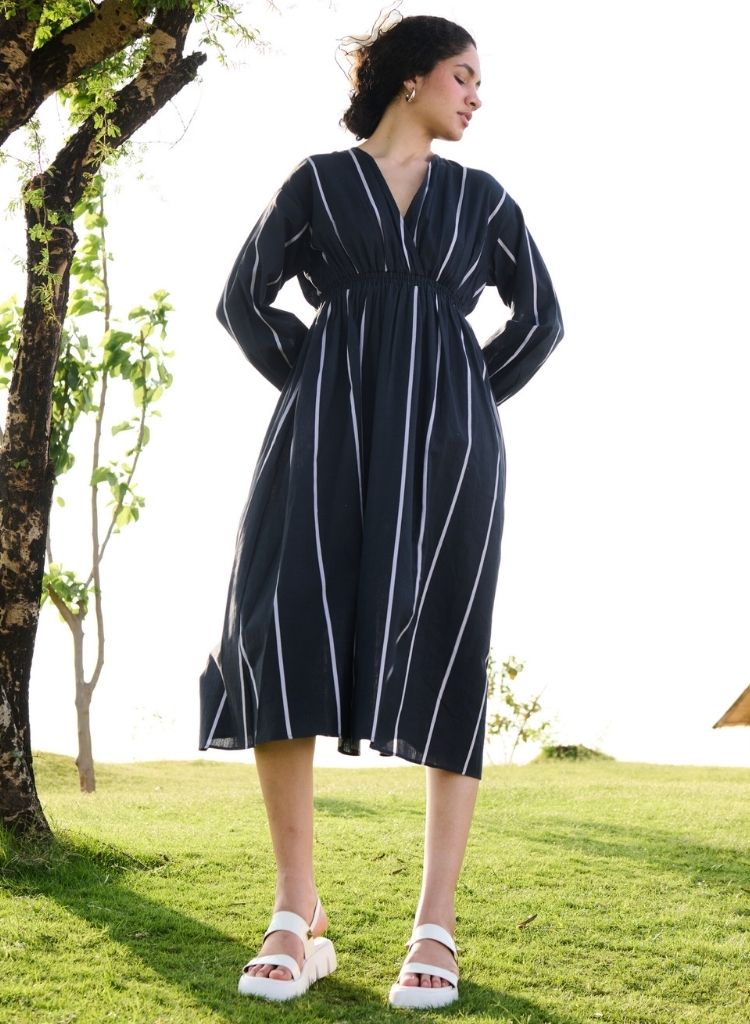 Cosmos Dress – NETE.IN