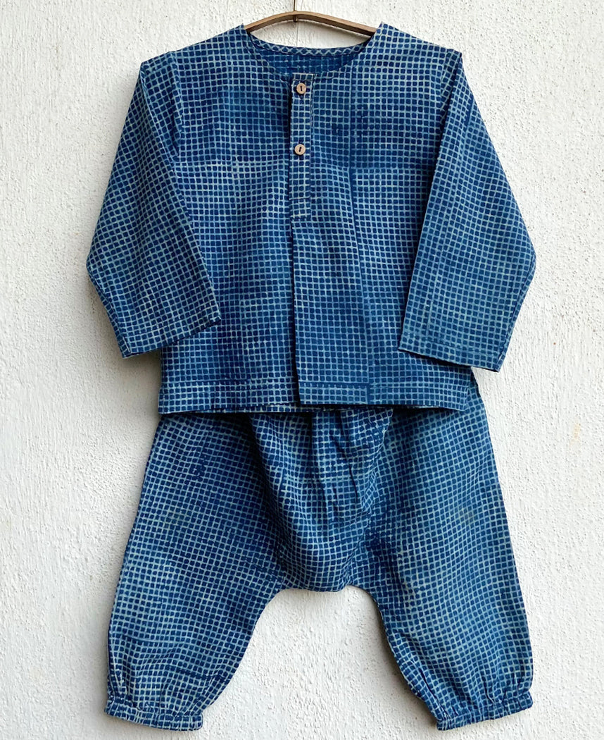 Indigo Checks Kurta Set – NETE.IN