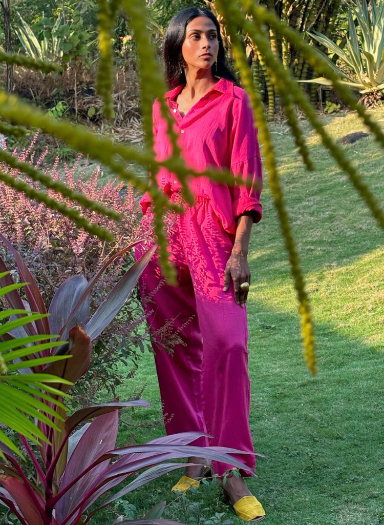 Nine Pants – NETE.IN